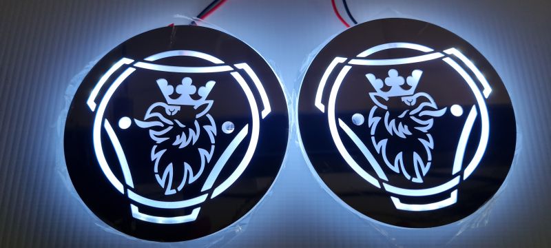 Комплект от 2бр Светодиодни LED Лед Габарити Обеци 24V бяло-червено SCA ...